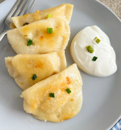 PIEROGI WITH SOUR CREAM